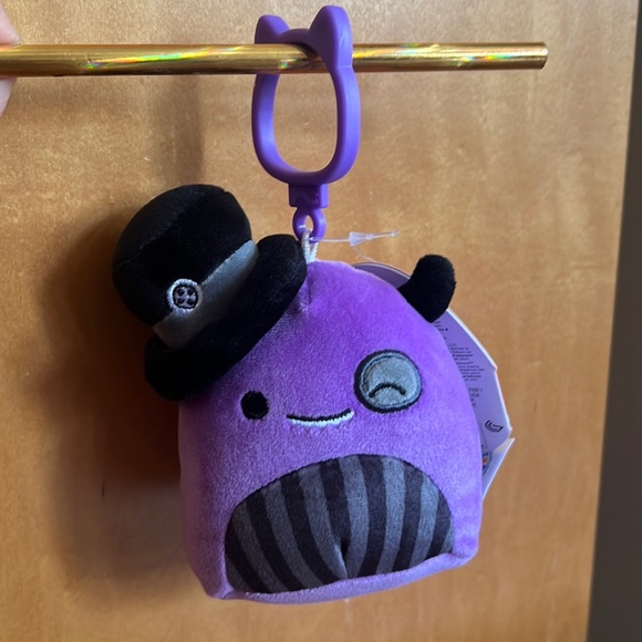 Squishmallows | Toys | Nwt Keychain Clip Earworm The Monster ...